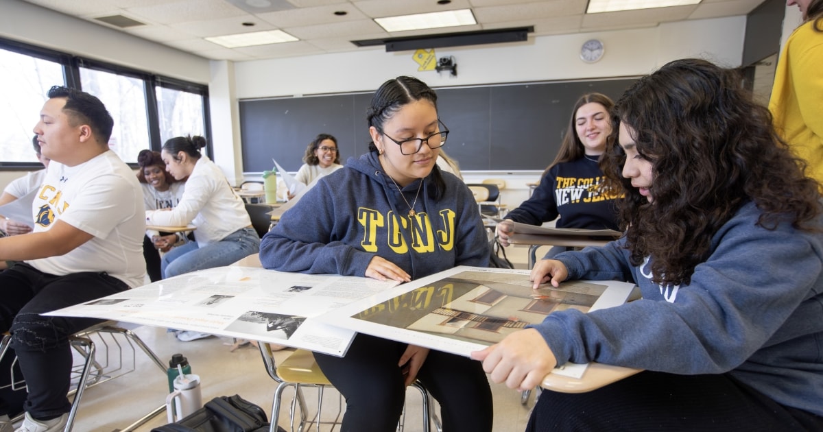 World Languages and Linguistics Programs | TCNJ